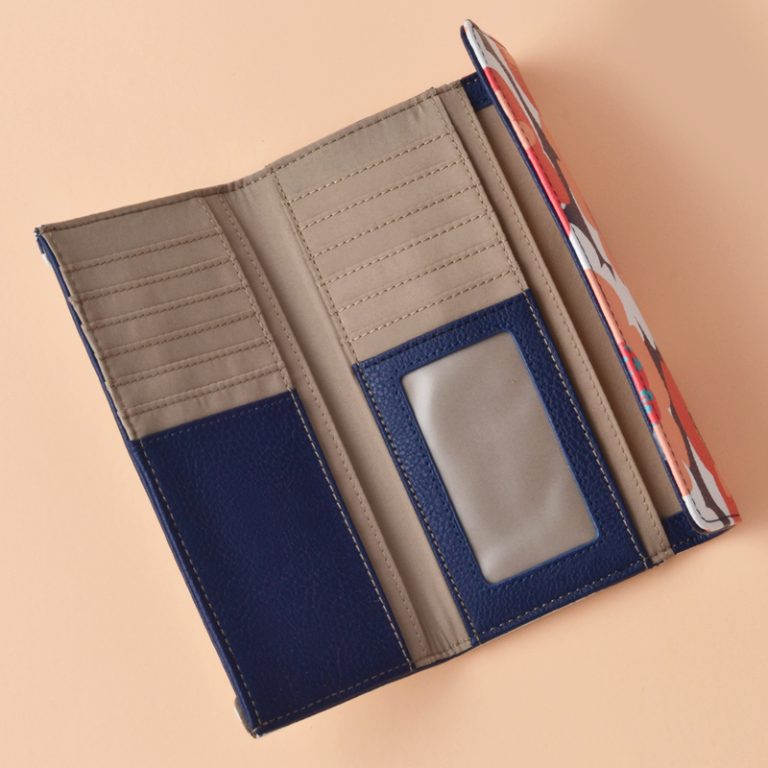 Relic Takeway Checkbook Wallet Color Navy Coral Floral - Averand