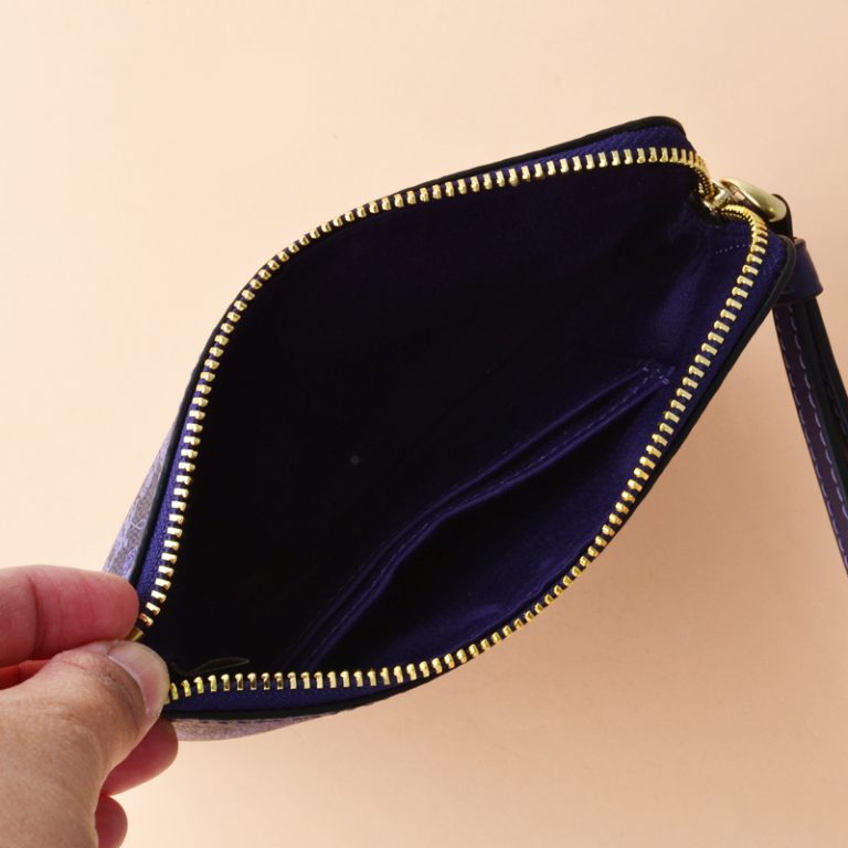 Coach Corner Zip Wristlet Horse Carriage Print Dark Purple - Averand